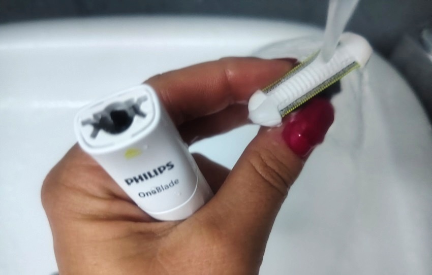 Zastrihávač Philips OneBlade Intimate QP1924/20 (RECENZIA) | Alza.sk